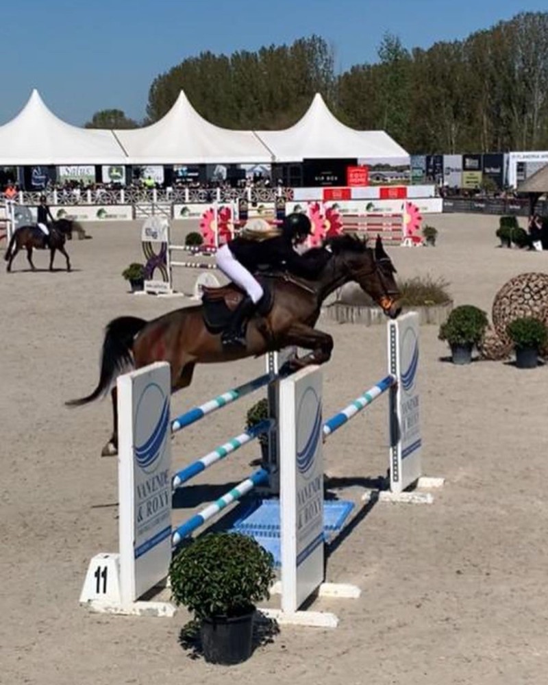 Rachel Törnblom ja Helga TH.O. neljänsiä FEI Jumping Ponies Trophyn finaalissa - Suomen ...