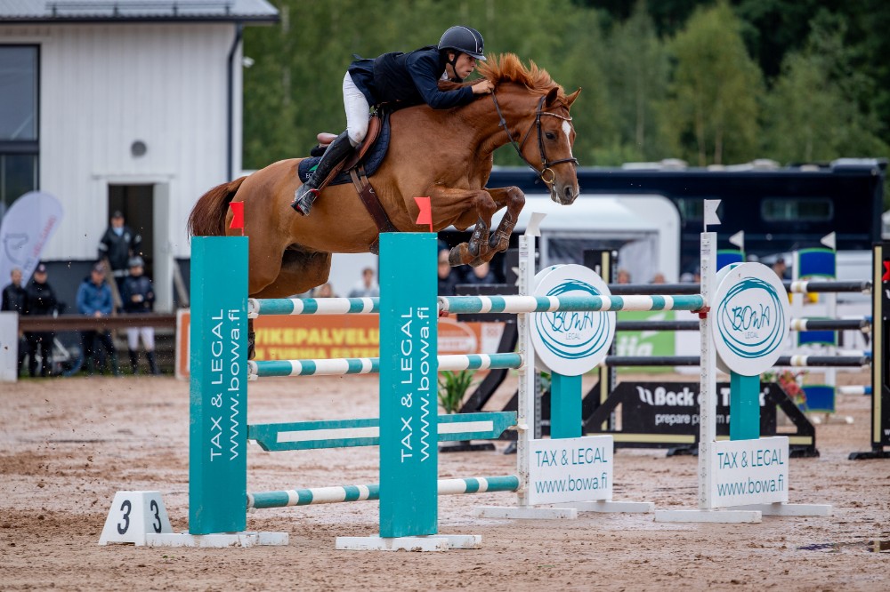 Jone Illi ja Celtas Quillian BOWA Hallisarjan osakilpailuvoittoon ...